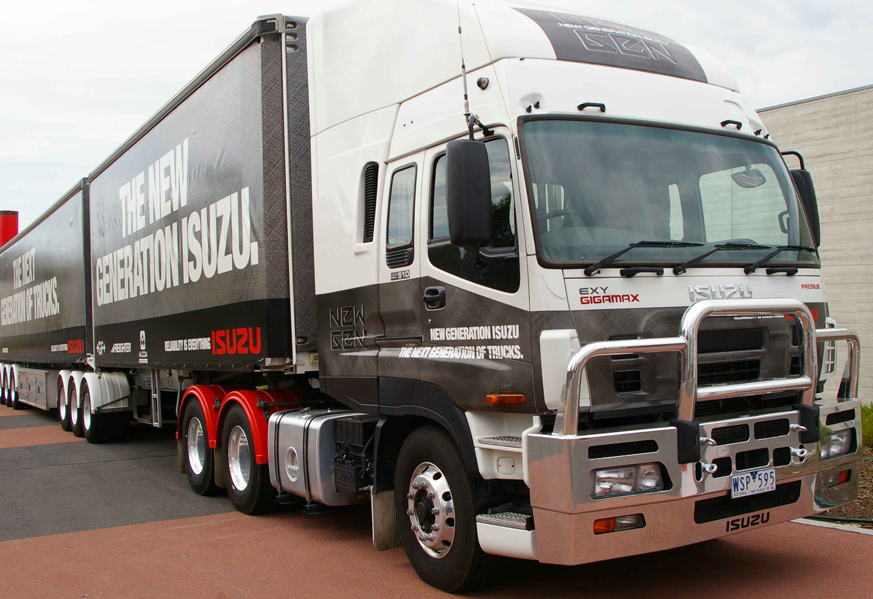Truck sales consolidate in October | News