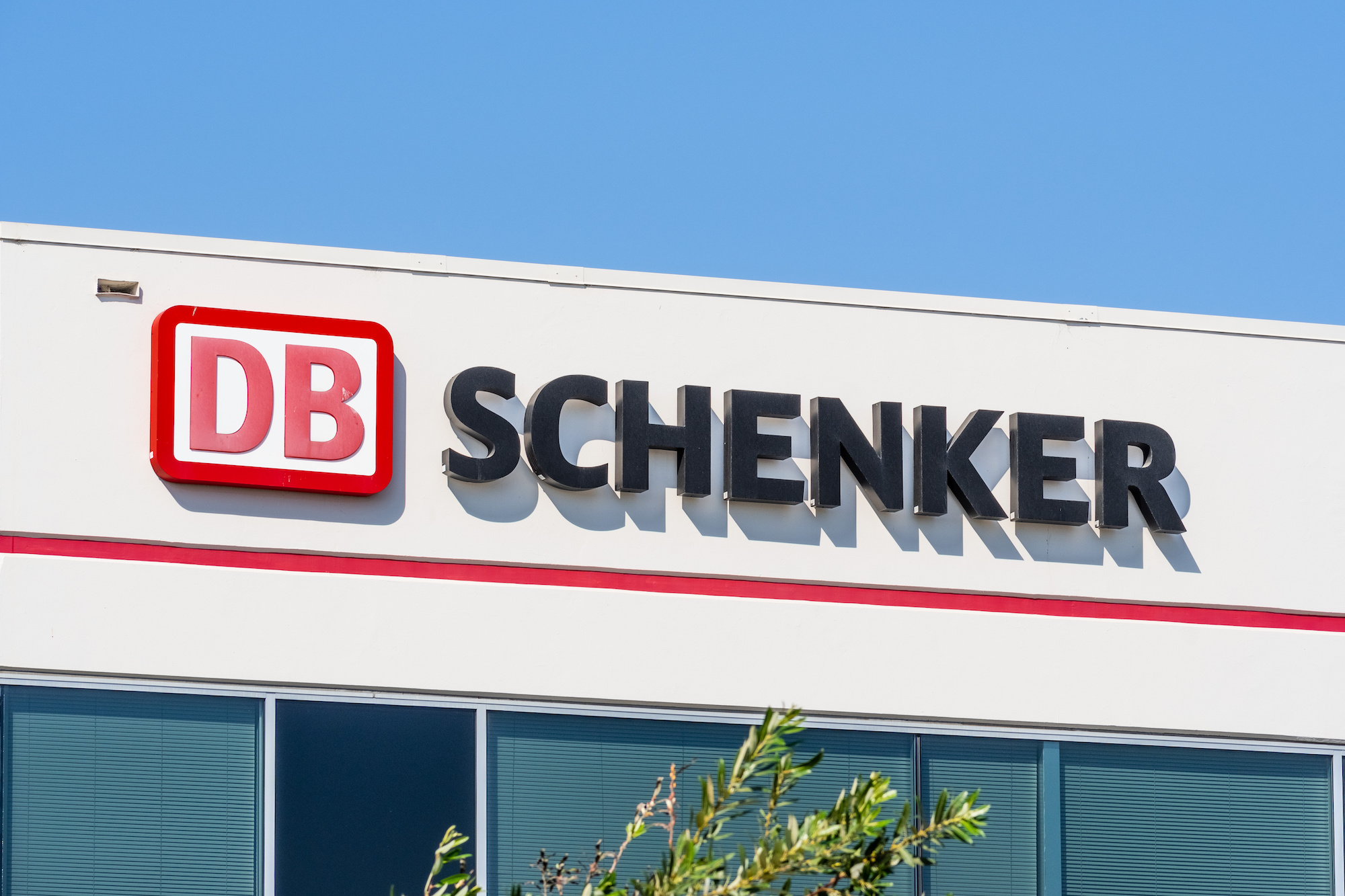 New DB Schenker partnership made in prep for peak season - Fully Loaded