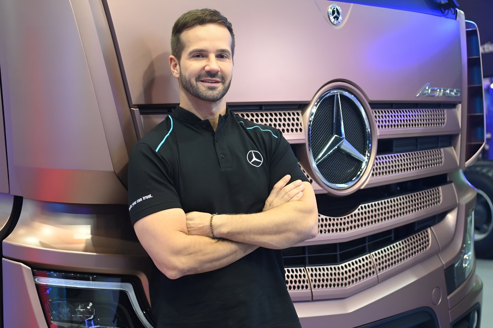 New Mercedes-Benz Trucks CEO named - Fully Loaded