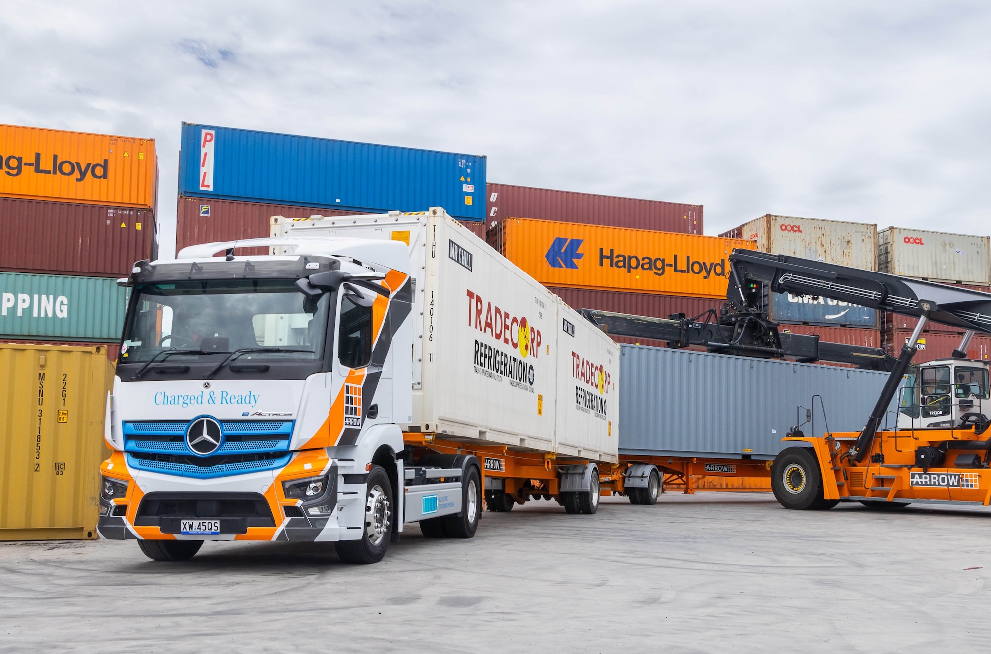 Arrow Transport to trial Mercedes-Benz eActros - Fully Loaded