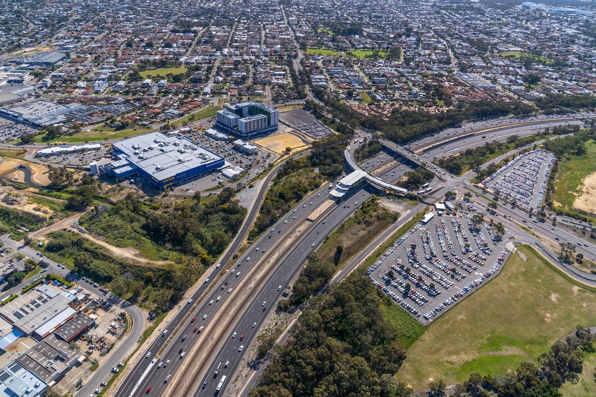 Stephenson Avenue extension settles in as new traffic patterns take hold